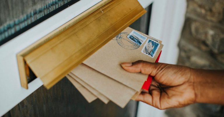 How to Mail a Check: Step-by-Step Guide for You